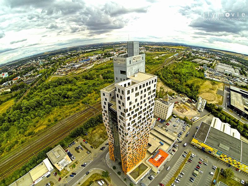 AZ Tower nově vlastní investiční skupina Natland | TVarchitect.com